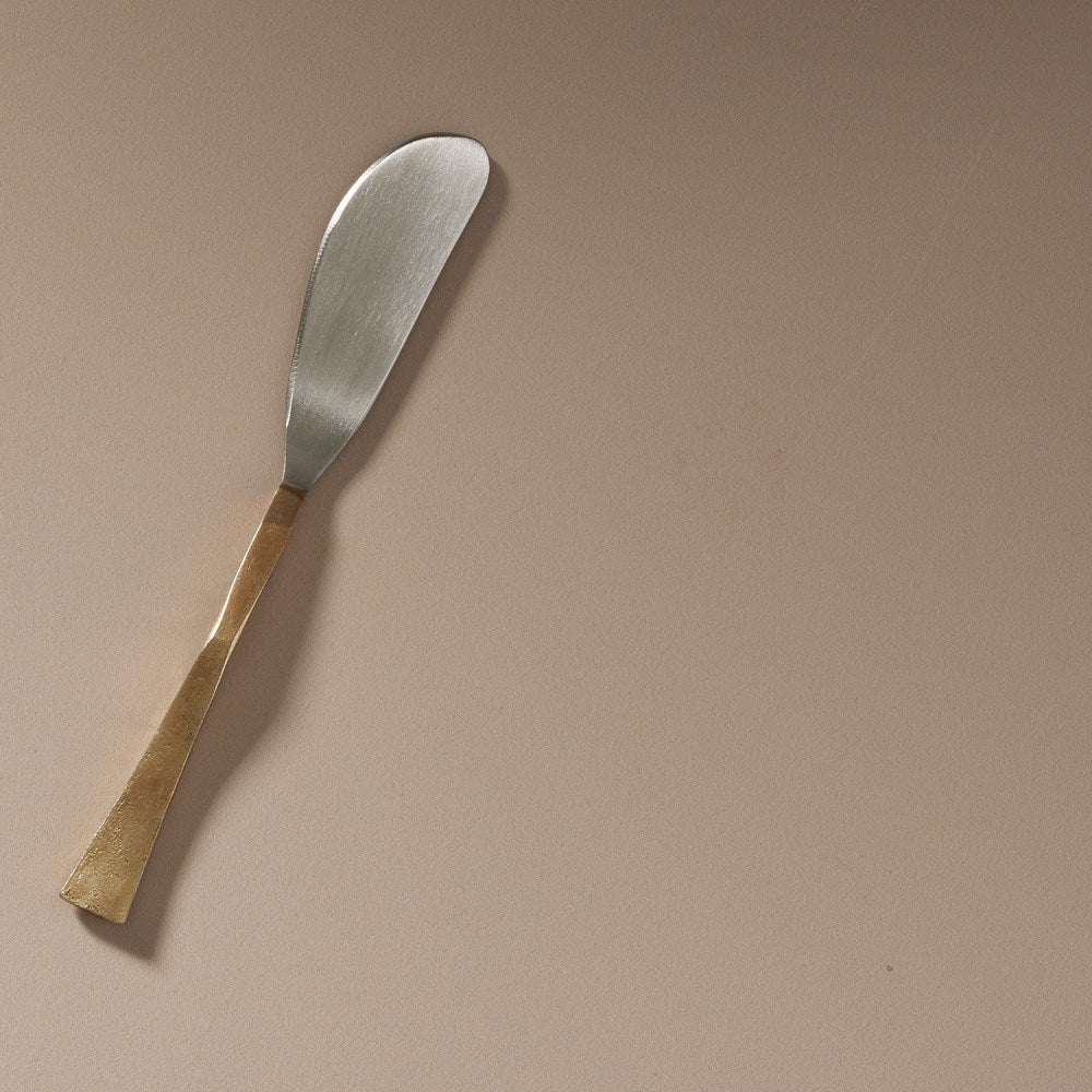 Virtu Spread Knife - Few and Far